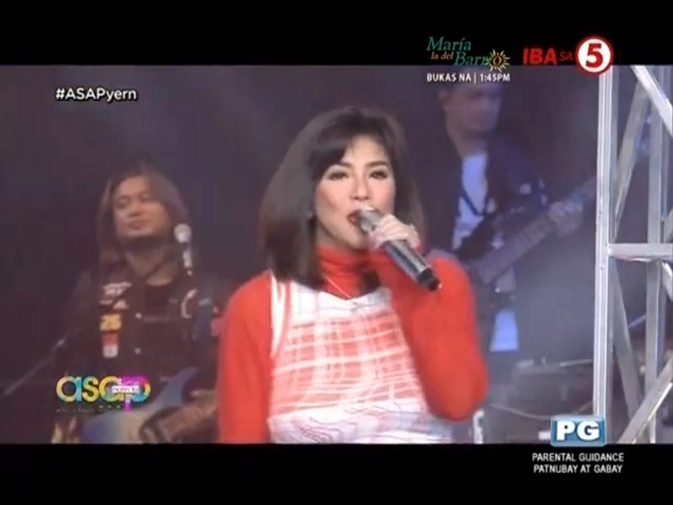 5 (TV5) Variant On Screen Bugs (María la del Barrio Bukas Na! 1:45PM) | Russel Wiki | Fandom