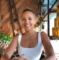 Robyn Alomar | Russel Wiki | Fandom