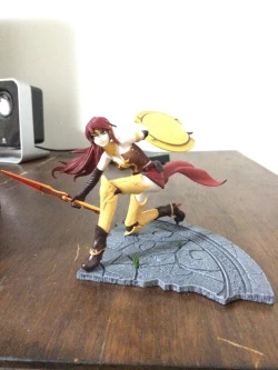 User blog:Jkphantom9/First look at the new Pyrrha figure from McFarlane ...