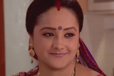 Shivani Surve As Nimisha In Navya