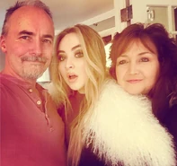 Elizabeth Carpenter/Gallery | Sabrina Carpenter Wiki | Fandom