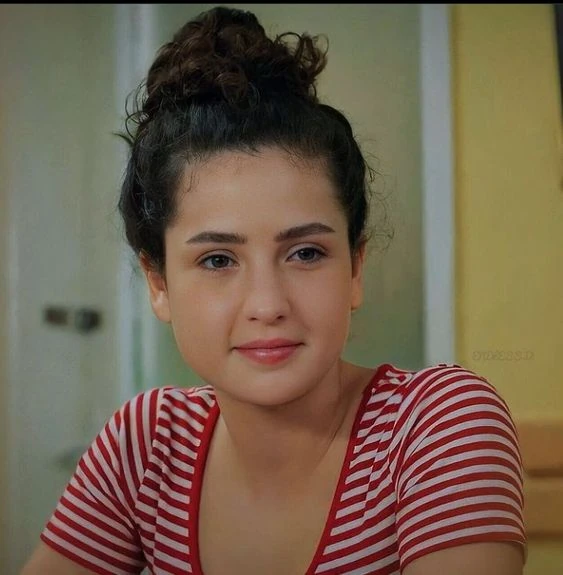 Alicia Roots | The Salem Towers Wiki | Fandom