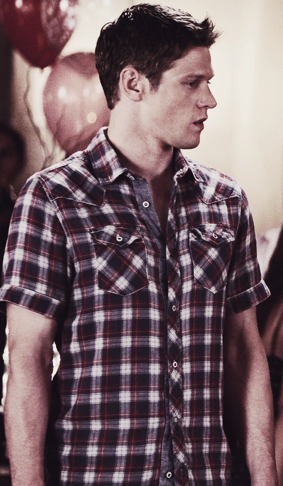 Teddy Banks | Salem Witch Roleplay Wiki | Fandom