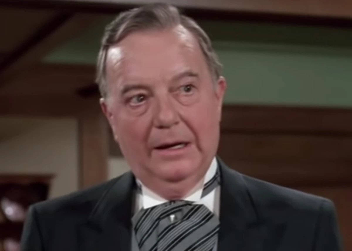 Maurice | Samantha and Sabrina Are Witches Wiki | Fandom