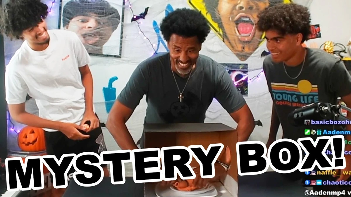 The mystery box with kingsammelot Marcus and kingsammedad | Samme Wiki ...