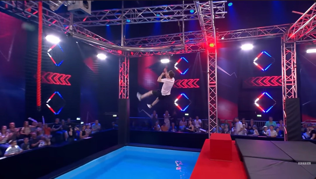 Slide | Sasukepedia Wiki | Fandom