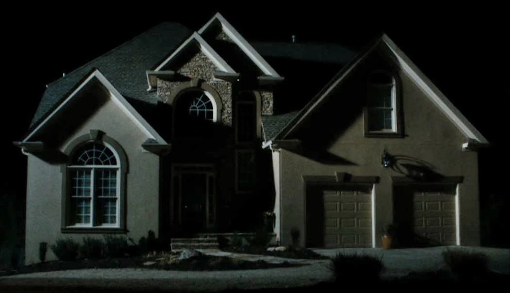 The Sanders House | Scary Movie Wiki | Fandom