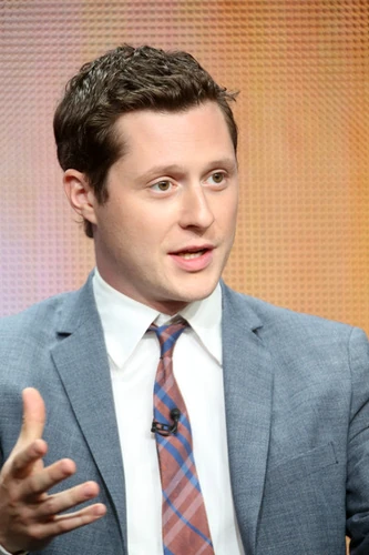 Noah Reid | Schitt's Creek Wiki | Fandom