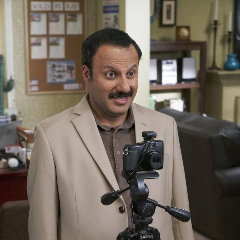 Ray Butani | Schitt's Creek Wiki | Fandom