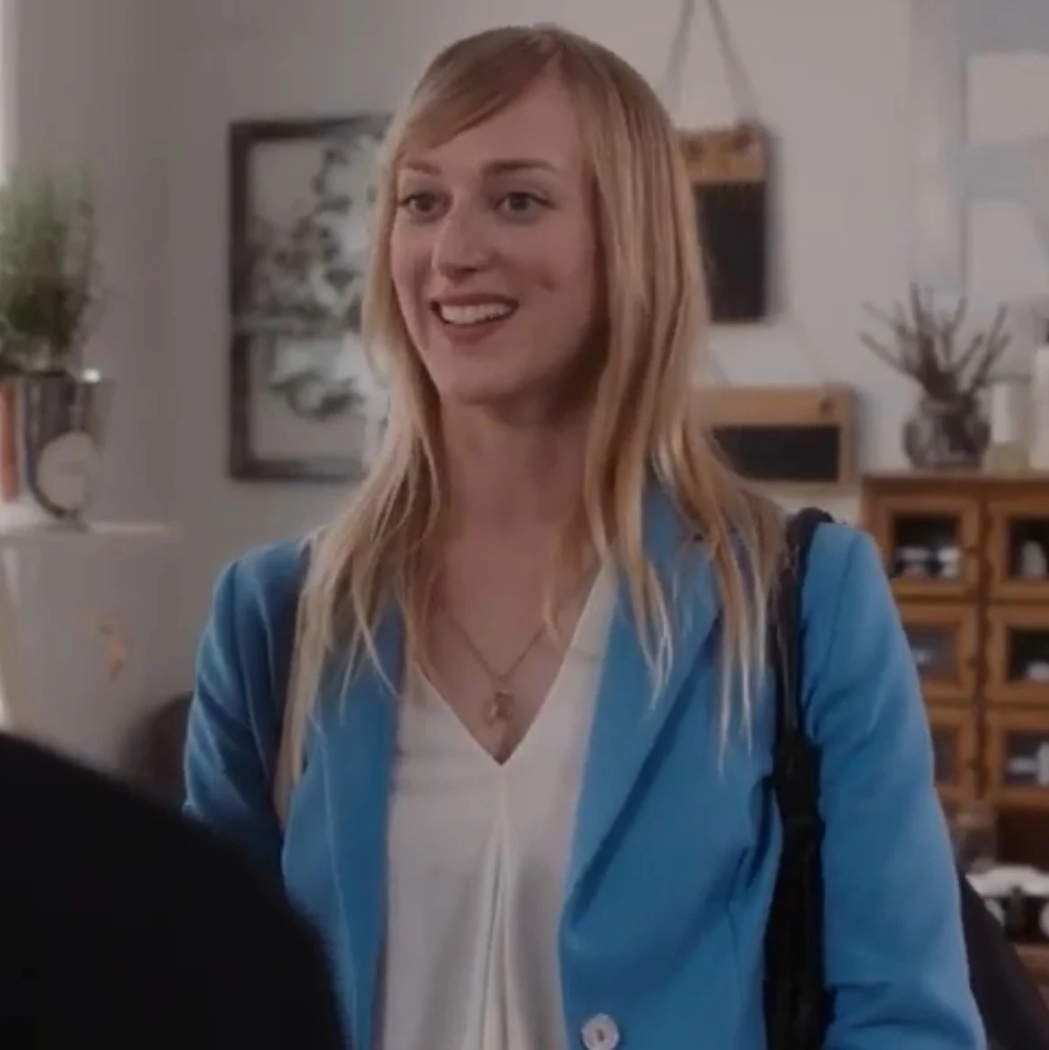 Tina Holbridge | Schitt's Creek Wiki | Fandom