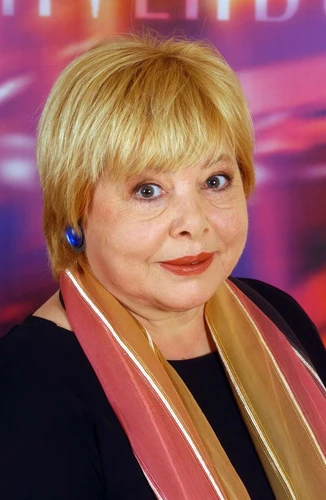 Ursula Staack | Schloss Einstein Wiki | Fandom