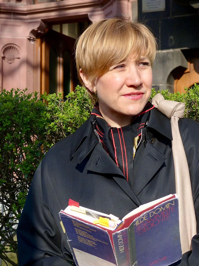 Anna Ditges | Schloss Einstein Wiki | Fandom