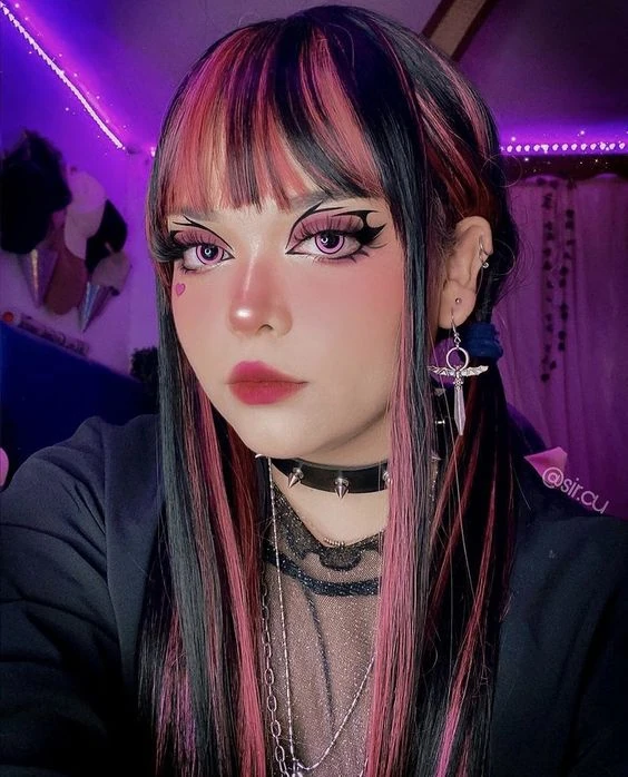 Íris Pinto | School Diary Wiki | Fandom