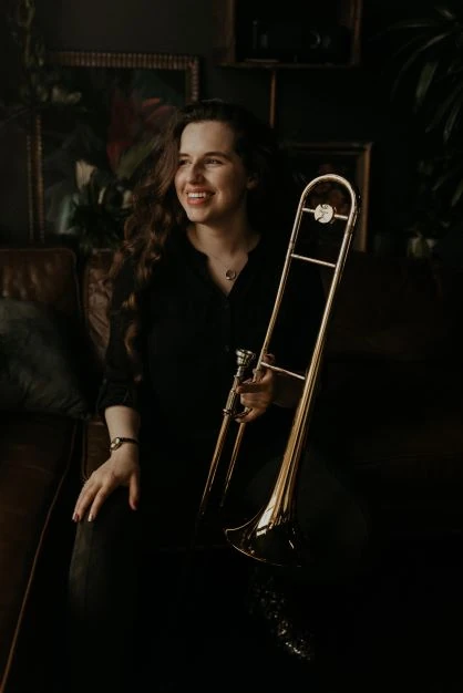 Casey Thomas-Burns | School Spirits Wiki | Fandom