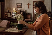 Janet Hamilton | School Spirits Wiki | Fandom