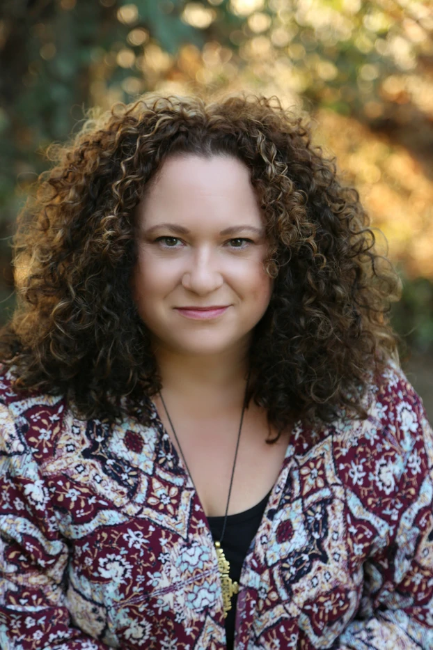 Elizabeth Hunter | Speculative Fiction Wiki | Fandom