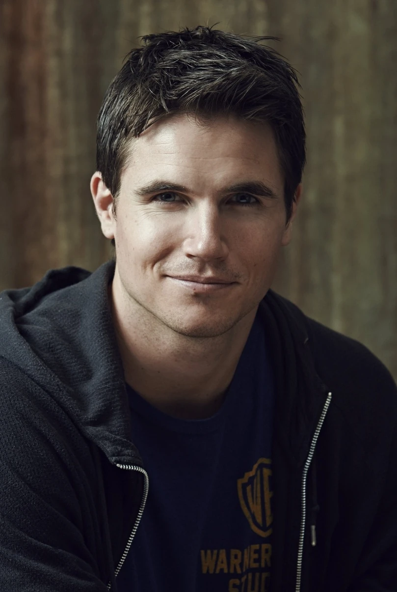 Robbie Amell | Scoobypédia | Fandom