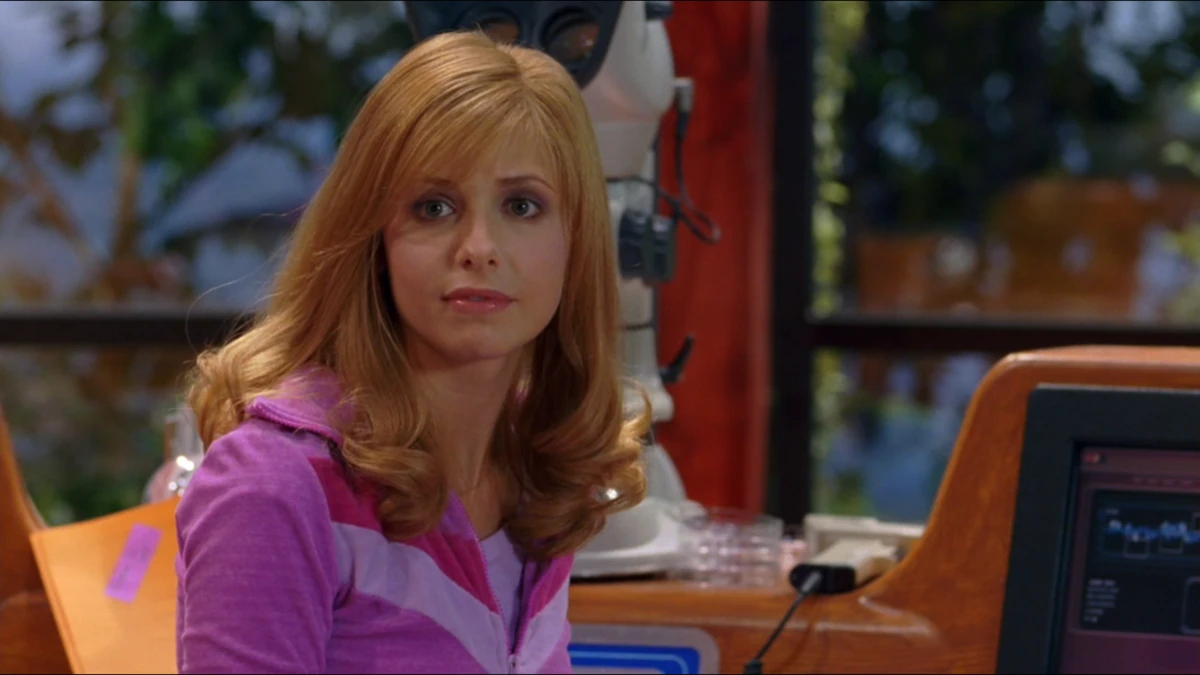 Scooby Doo Spooky Island Daphne