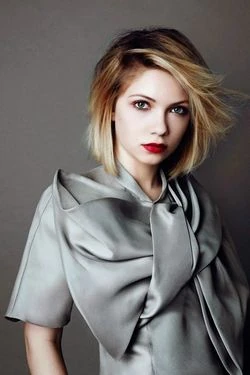 Tavi Gevinson | Scream Queens Wiki | Fandom