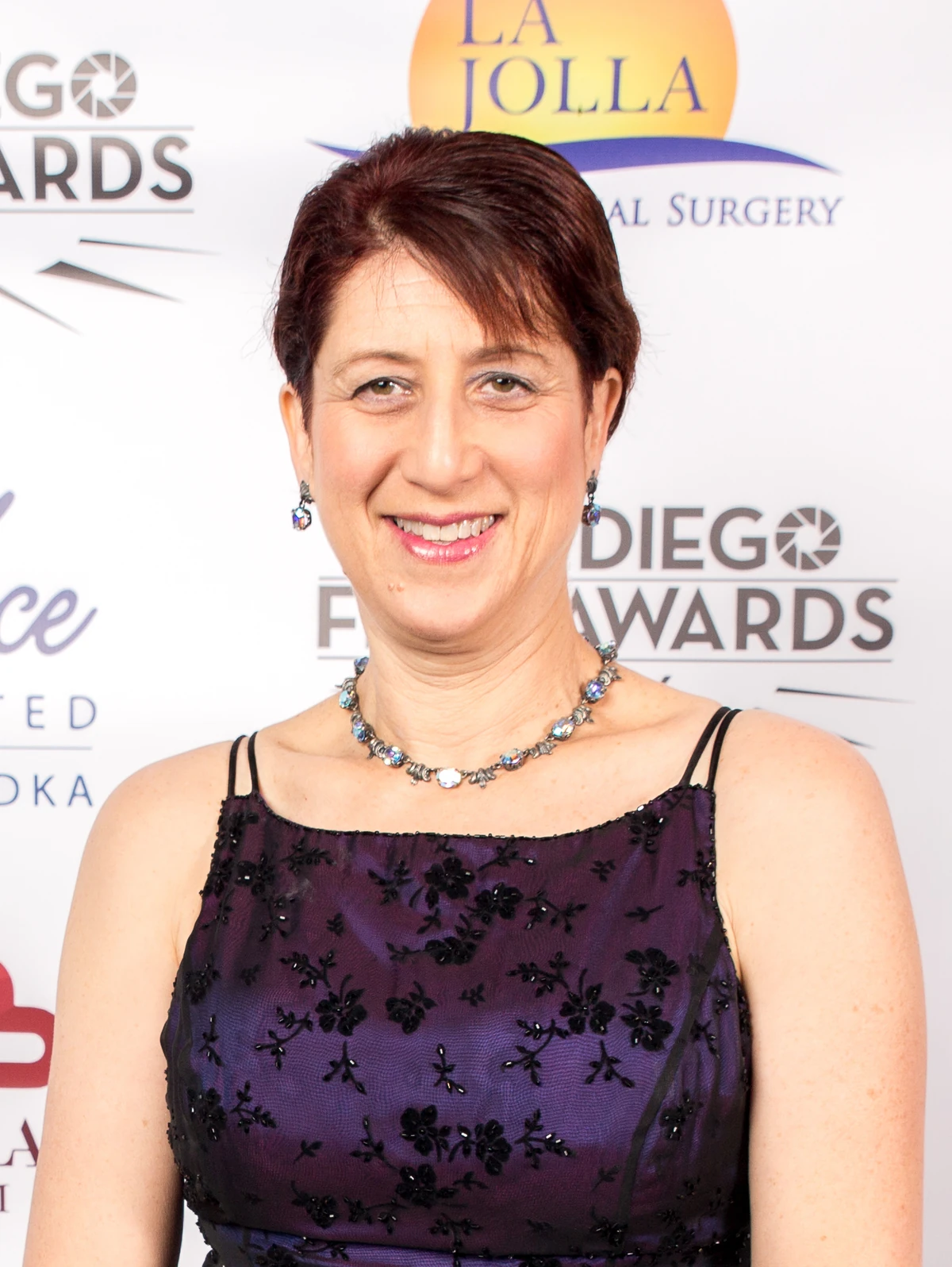 Beth Accomando | Screen Drafts Wiki | Fandom