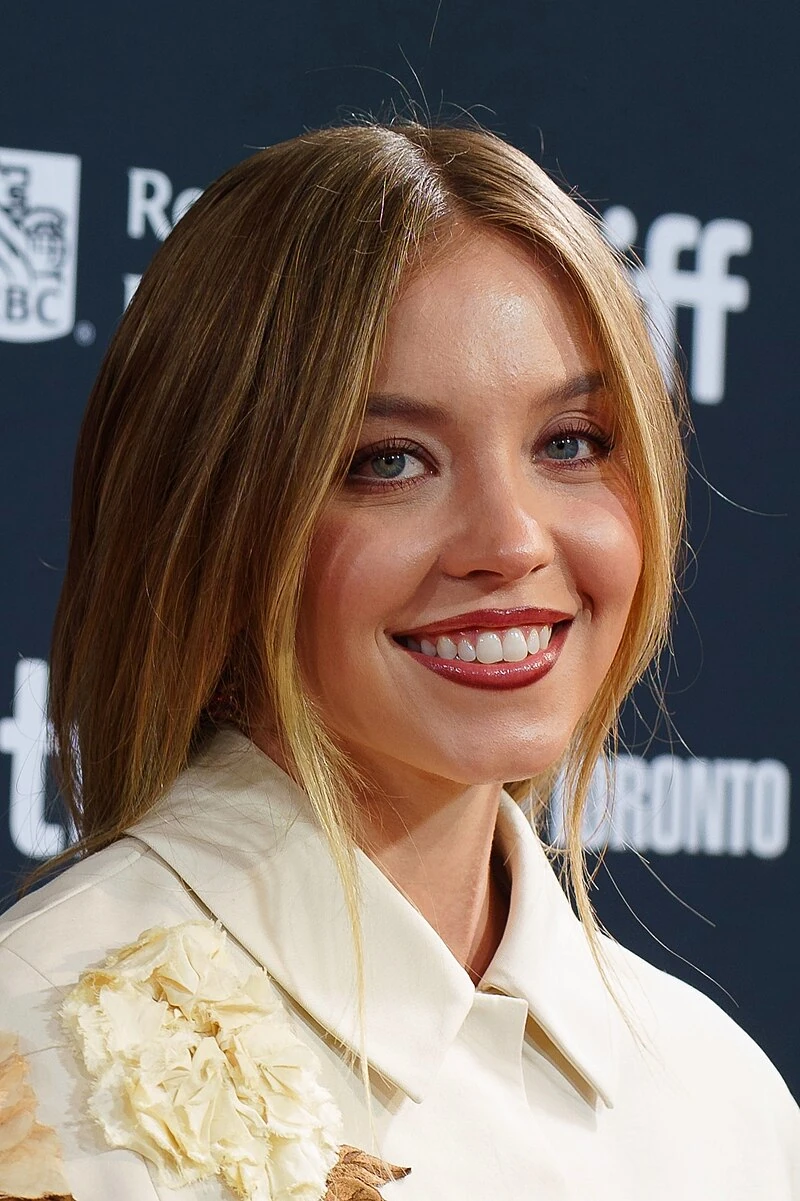 Cast:Sydney Sweeney | Screenshot Stash Wiki | Fandom