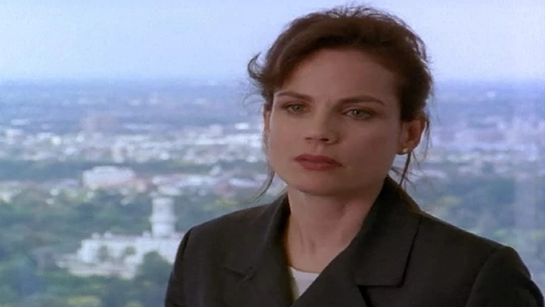 Laura Gibson | SeaChange Wiki | Fandom