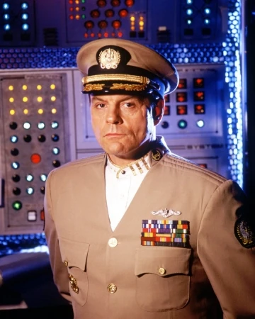 Oliver Hudson | SeaQuest DSV | Fandom