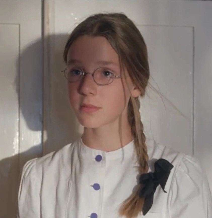 Vera Madsen | Seaside Hotel (Badehotellet) Wiki | Fandom