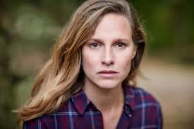 Dr. Elena Beck | Sebastian Fitzek Wiki | Fandom
