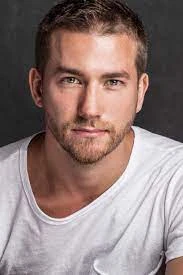 Christopher Patten | Sebastian Fitzek Wiki | Fandom