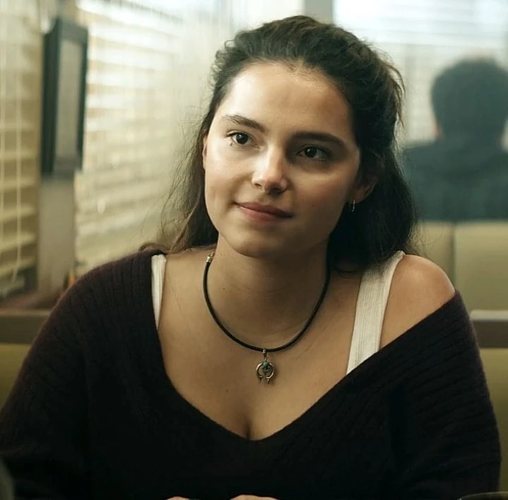 Arielle | Secret Seekers Wiki | Fandom