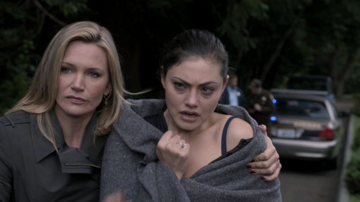 Faye And Dawn The Secret Circle Wiki Fandom