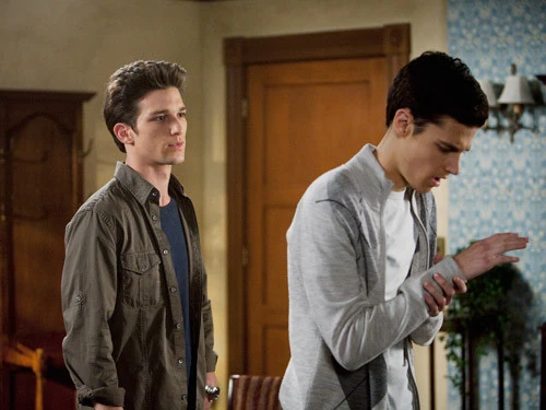 Ricky Secret Life Of The American Teenager