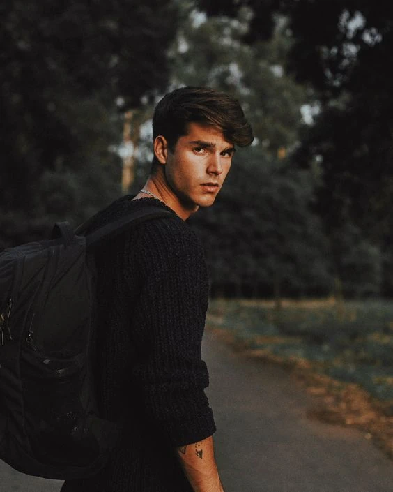 Riley Berg | Selection OC Wiki | Fandom