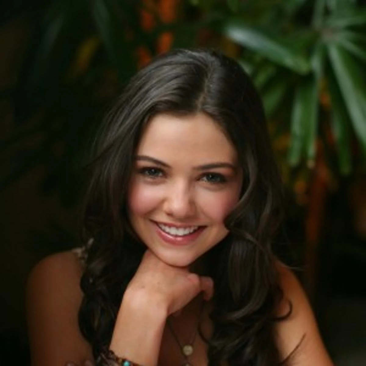 Holly Borelli | Selection OC Wiki | Fandom