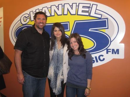 Mojo in the Morning, FOX 2 News and Channel 955 2011 | Selena Gomez ...