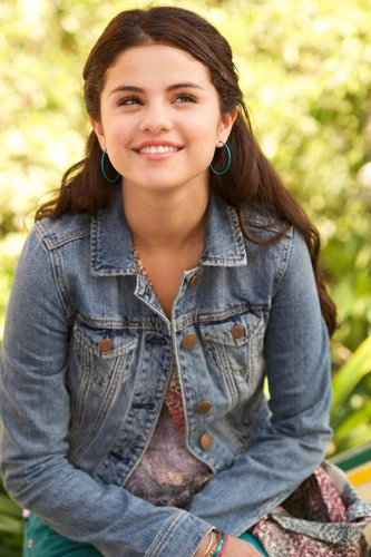 Nina Pennington | Selena Gomez Wiki | Fandom