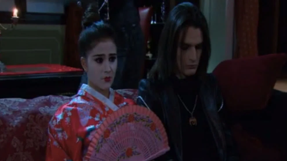 Daisy, la Japonaise | Wiki Série Chica Vampiro | Fandom