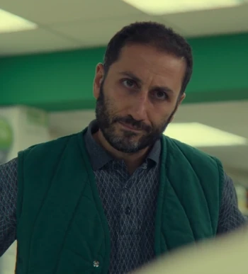 Yousef | Sex Education Wiki | Fandom