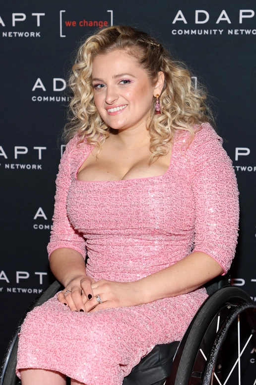 Ali Stroker | Sex and the City Wiki | Fandom