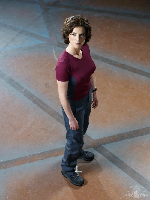 Elizabeth Weir | Hvězdná Brána: Hope Wiki | Fandom