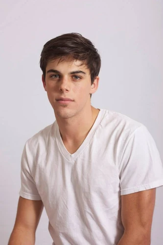 Max Reed | Wiki Shadowhunters en Español | Fandom