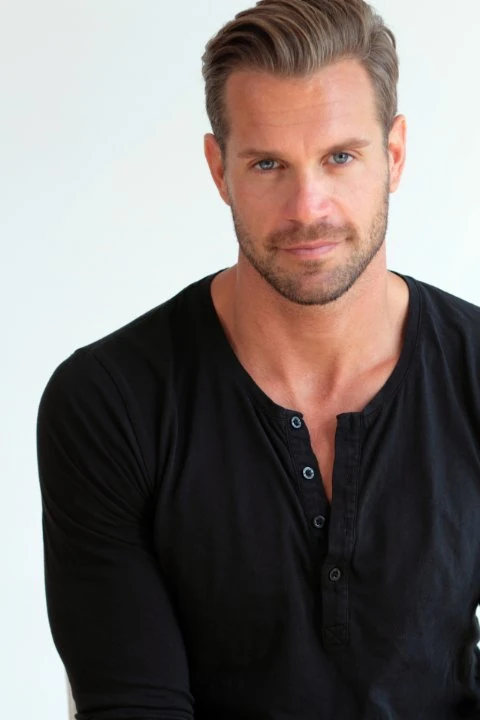 Stephen Huszar | Wiki Shadowhunters en Español | Fandom