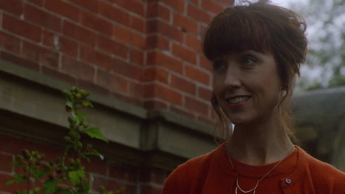 Iris Rouse | Wiki Shadowhunters TV | Fandom