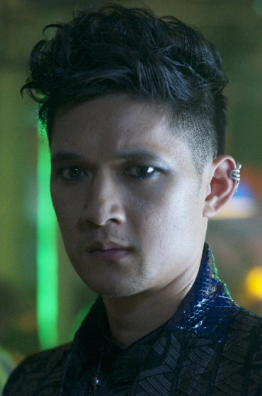 Magnus Bane | Shadowhunterstv Wiki | Fandom