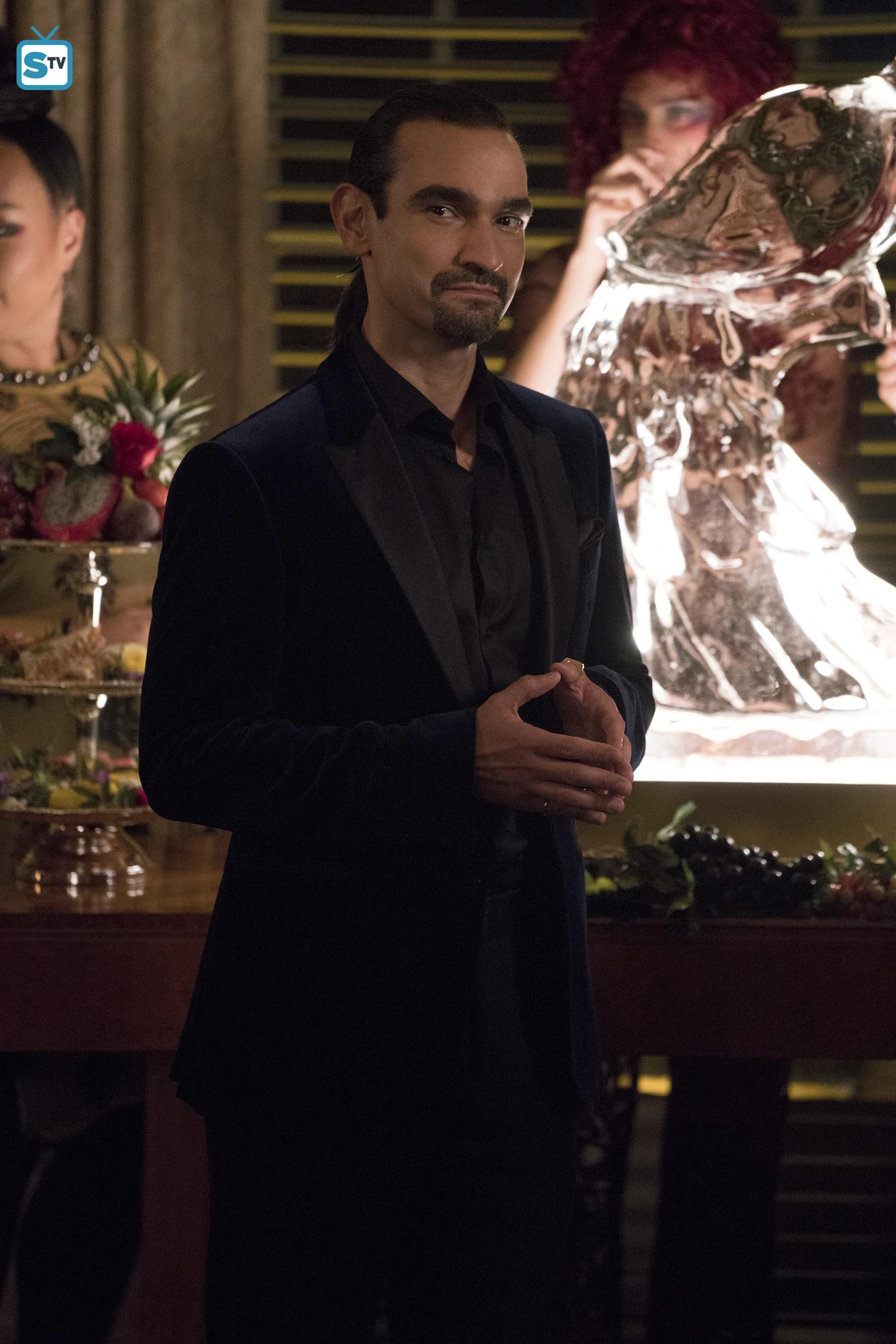 Lorenzo Rey/Galerie | Wiki Shadowhunters TV | Fandom