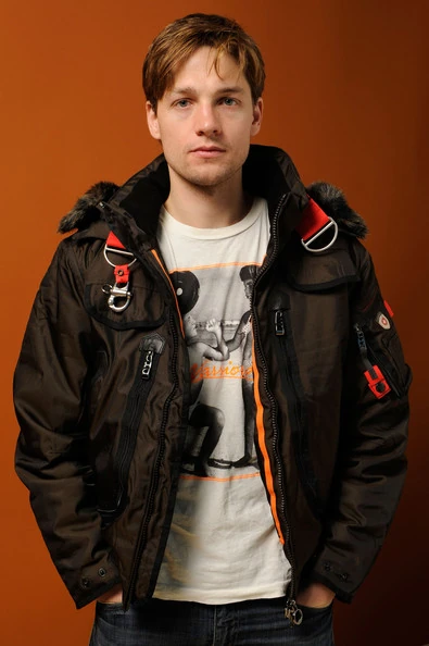 Gregory Smith | Wiki Shadowhunters TV | Fandom