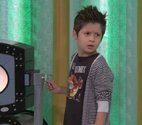 Flynn Jones/Gallery | Shake It Up Wiki | Fandom