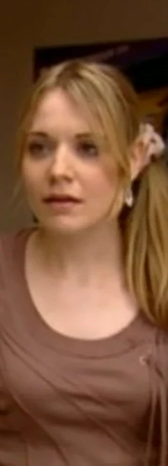 Zoe Wyatt | Shameless Wiki | Fandom