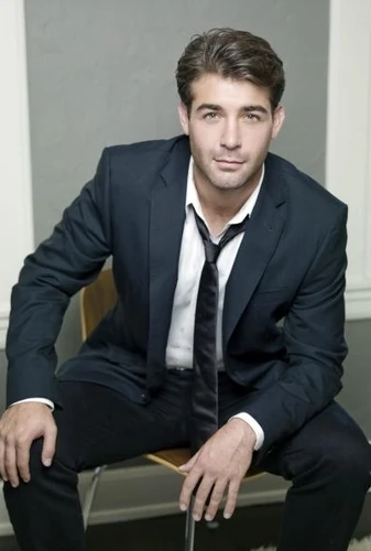 James Wolk | Shameless Wiki | Fandom